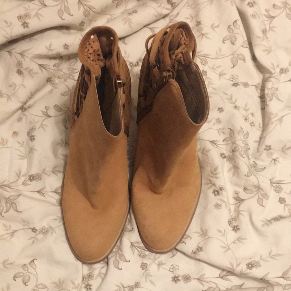 Anthropologie Miss Albright Cottage Booties - Gem